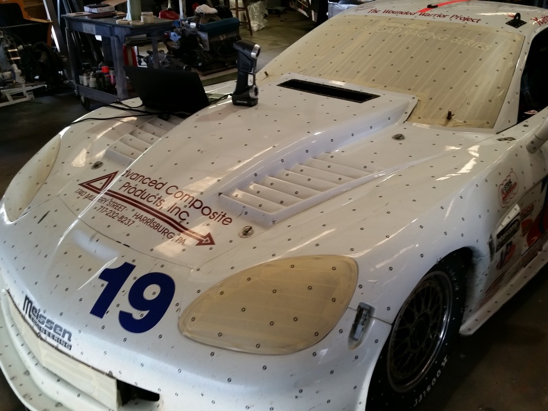 Car with Targets - 3dscanningservices.net